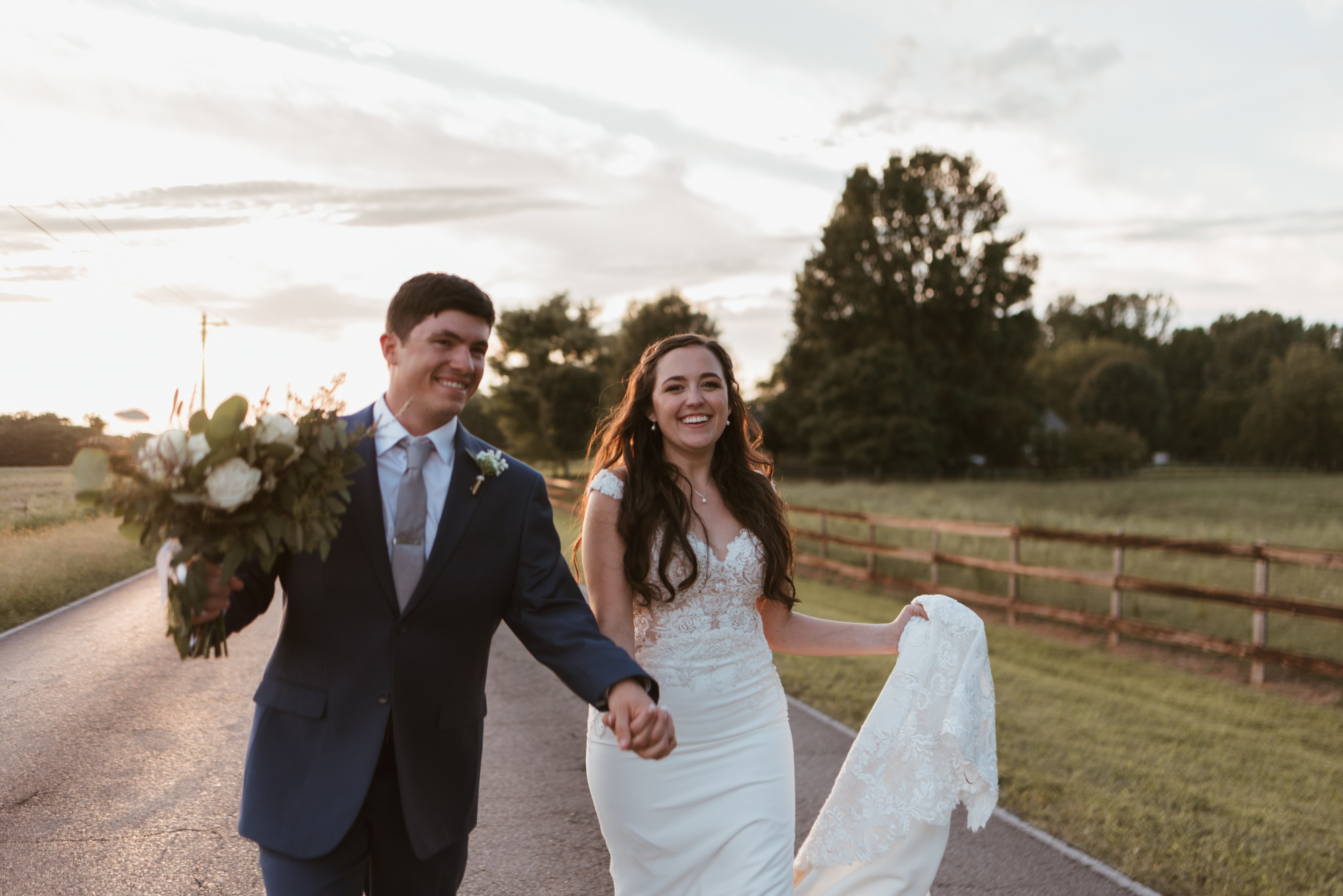 Romantic Southern Wedding in Killen, Alabama - Shelby + Cheston - Deep ...